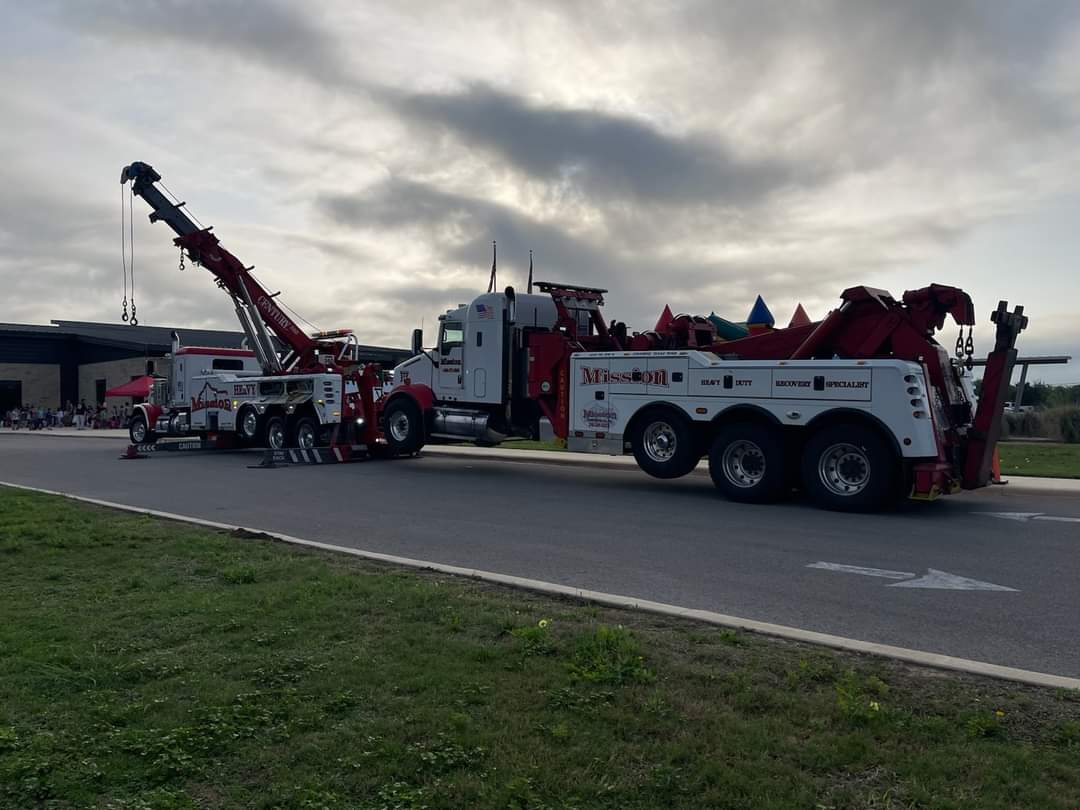 Semi Truck Decking and Undecking Service | Mission Wrecker Houston